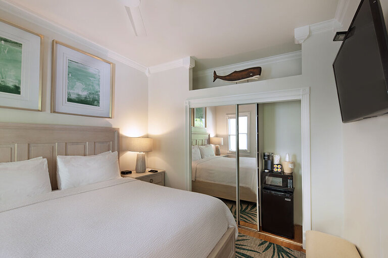 View Photos of Coco Plum Inn